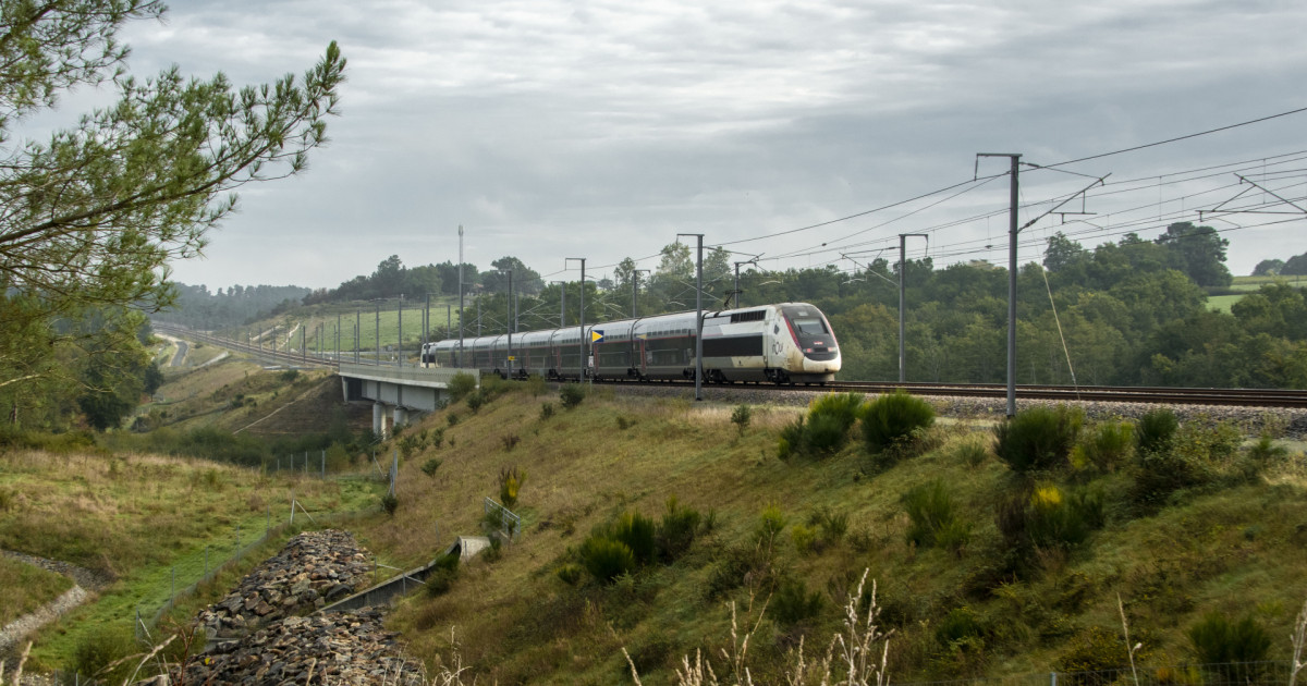 Ligne À Grande Vitesse – Différence Entre Tgv Et Lgv – GQUGX